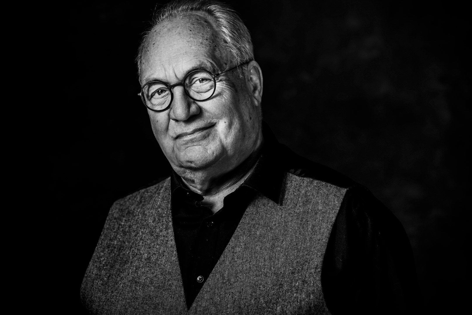 CONSTANTINE GREGORY – Actor, dialogue coach, voice-over